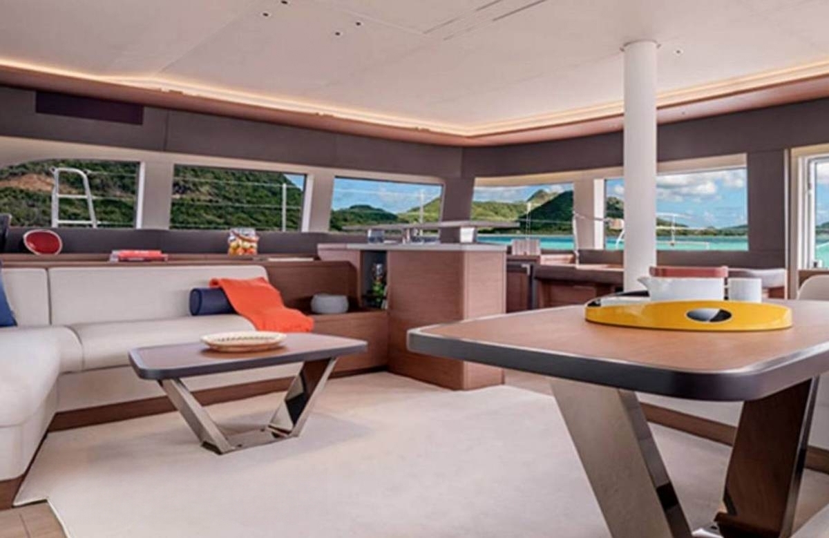 Kingfisher V Luxury Catamaran for Charter